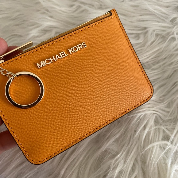 Michael Kors | Accessories | New Michael Kors Jet Set Travel Small ...
